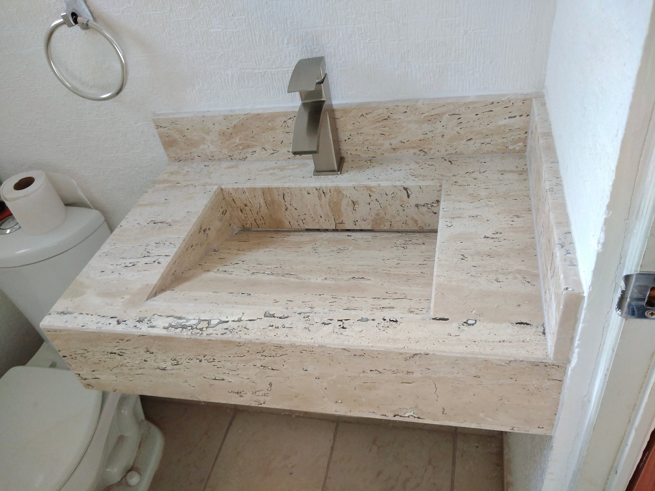 Lavabos de mármol y granito – Unik